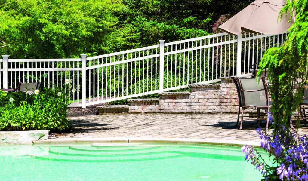 Aluminum, Vinyl, and Wood Pool Fences | The Fence Authority