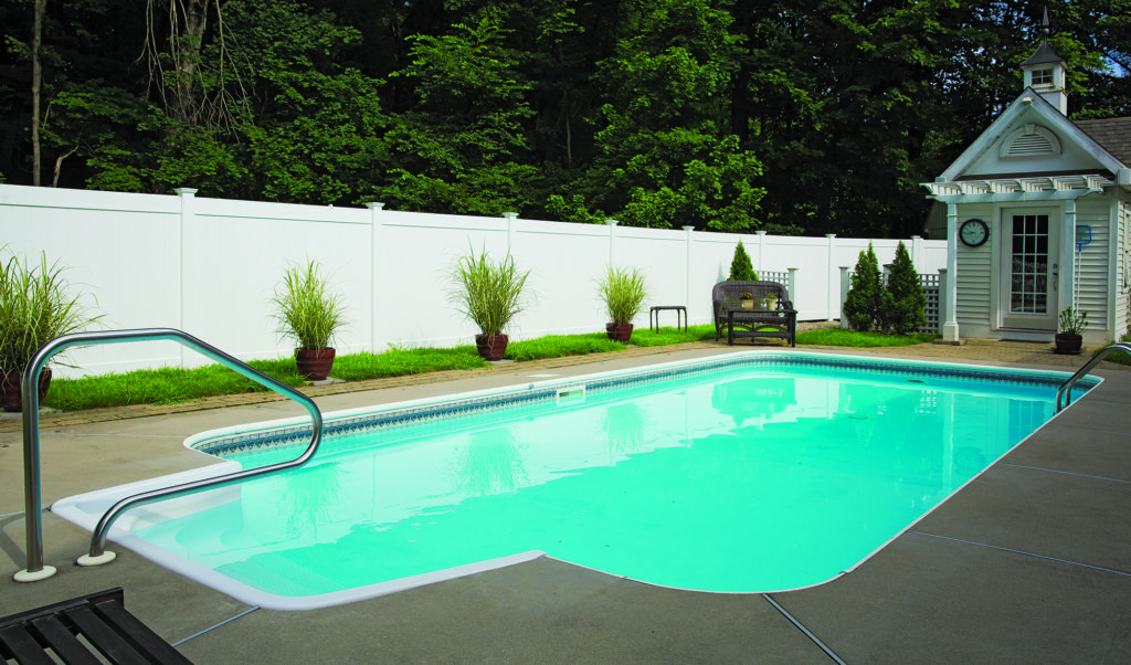 Aluminum, Vinyl, and Wood Pool Fences | The Fence Authority