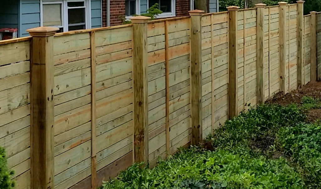 Modern Horizontal Fencing | English Hurdle and Cedar Fences